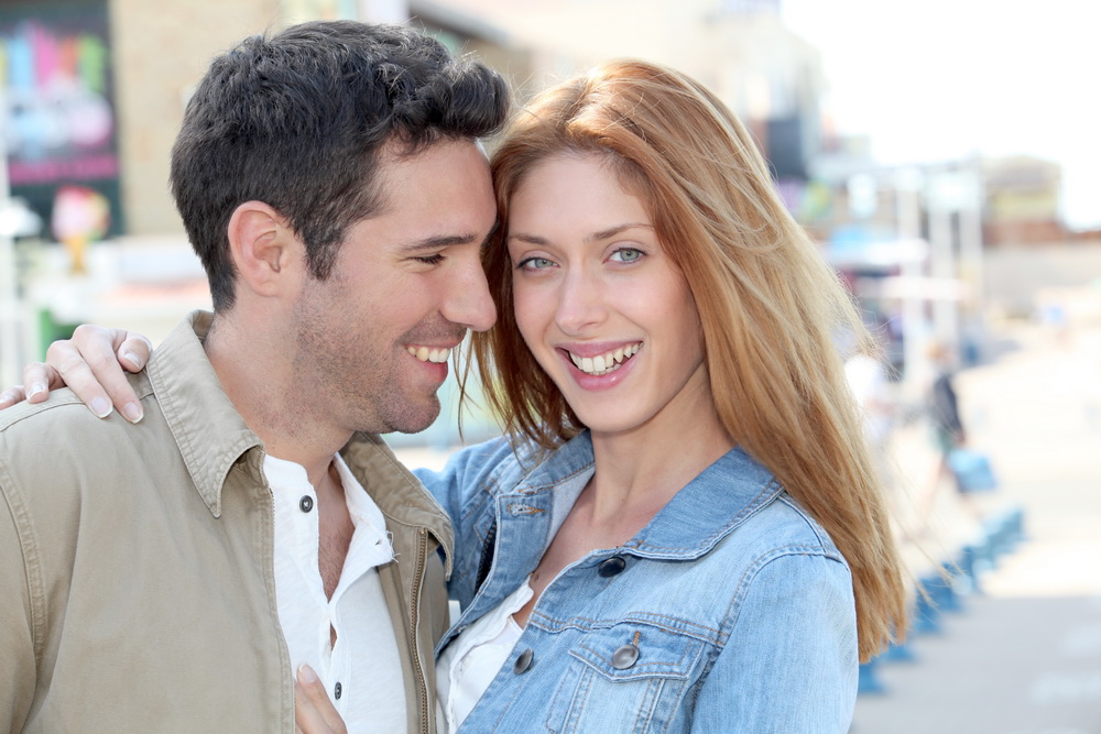 "Ahlam" - dating and chatting website