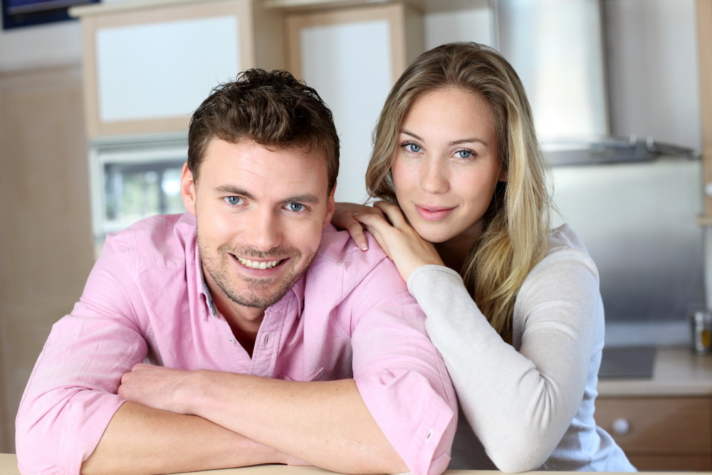 "Ahlam" - dating and chatting website