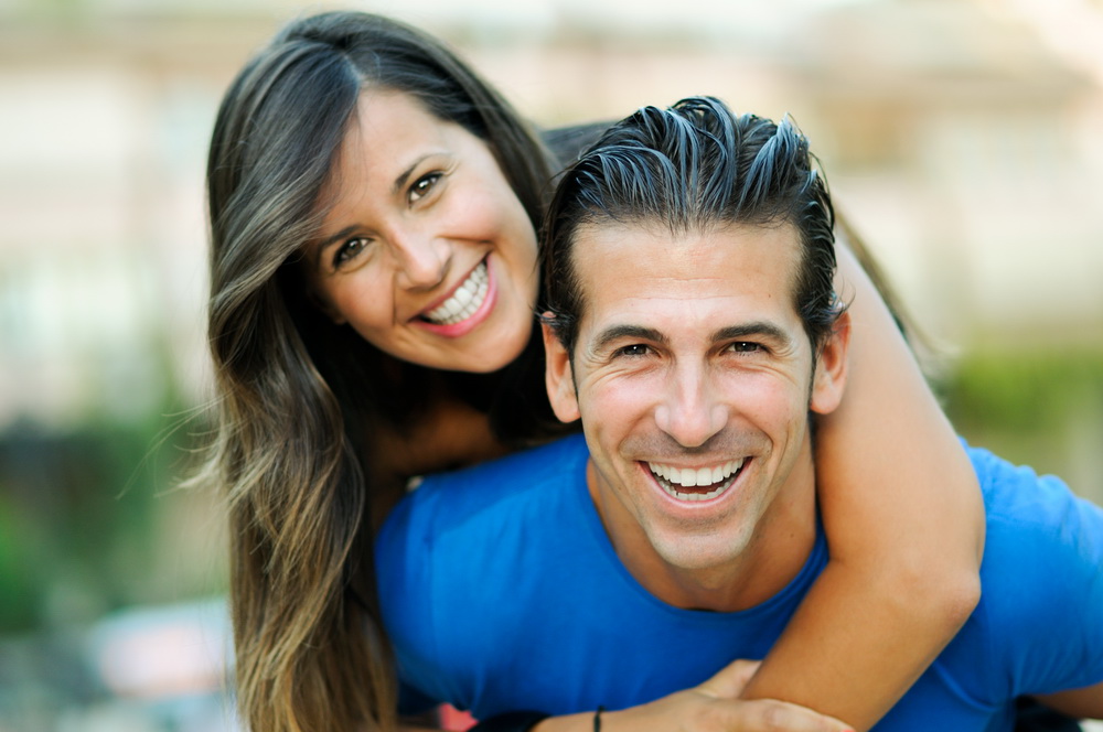 "Ahlam" - dating and chatting website